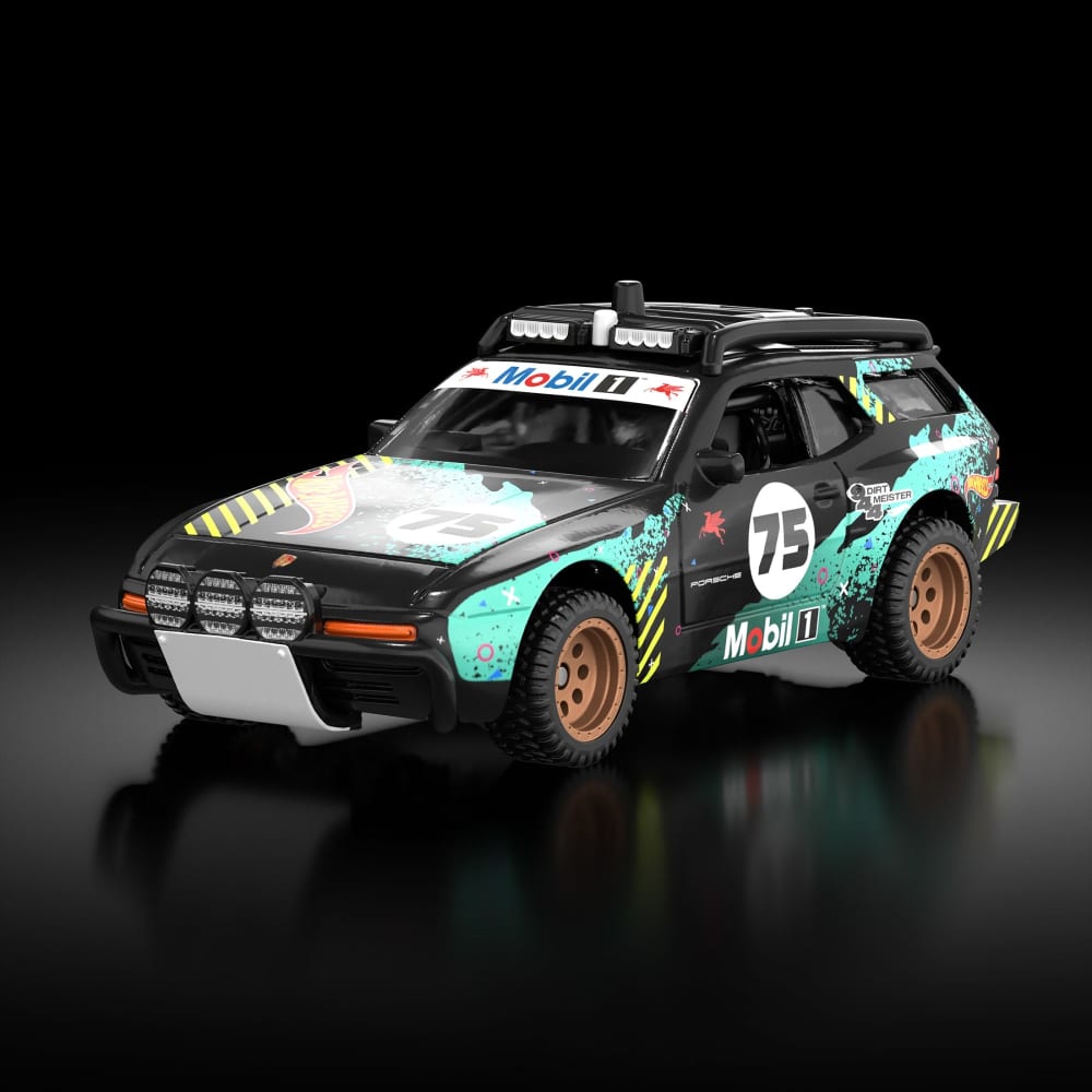 Hot Wheels Mobil 1 Porsche Dirtmeister 944 | Mattel Creations