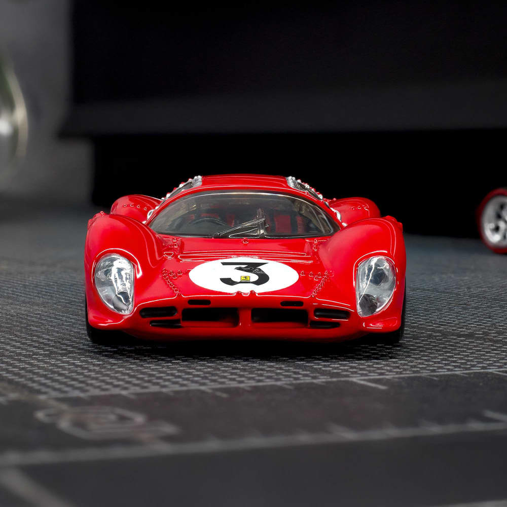 Hot Wheels Elite 64 1967 Ferrari 330 P4 | Mattel Creations