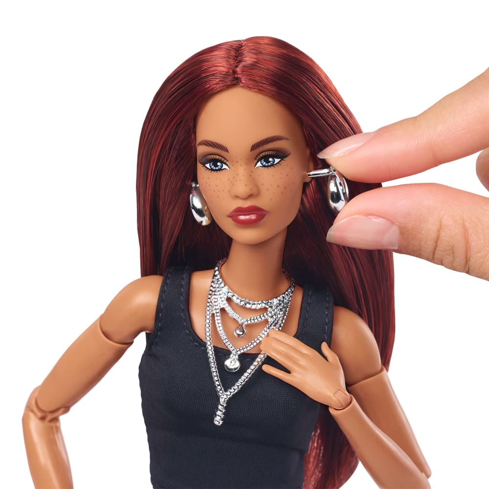 You Create Barbie Basics Doll Kit #1 | Mattel Creations
