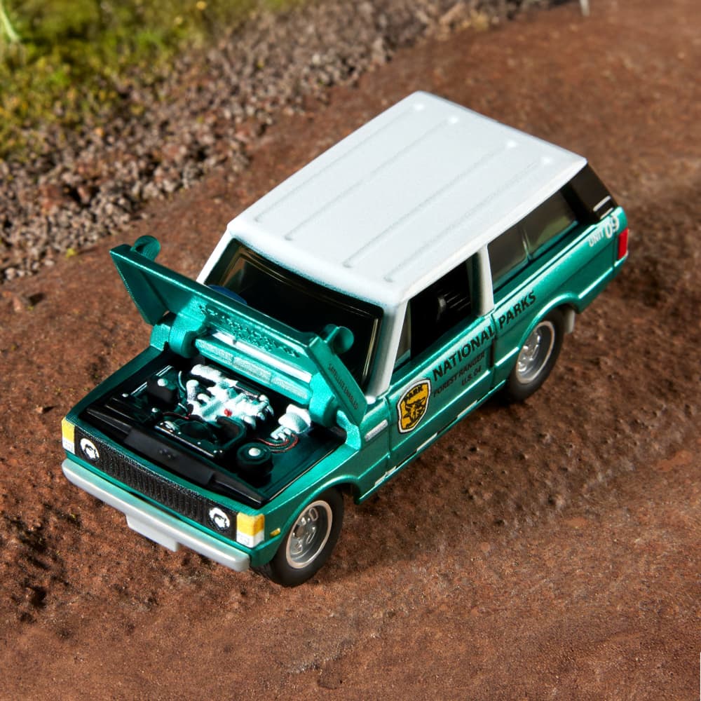 Matchbox Collectors 1975 Range Rover | Mattel Creations