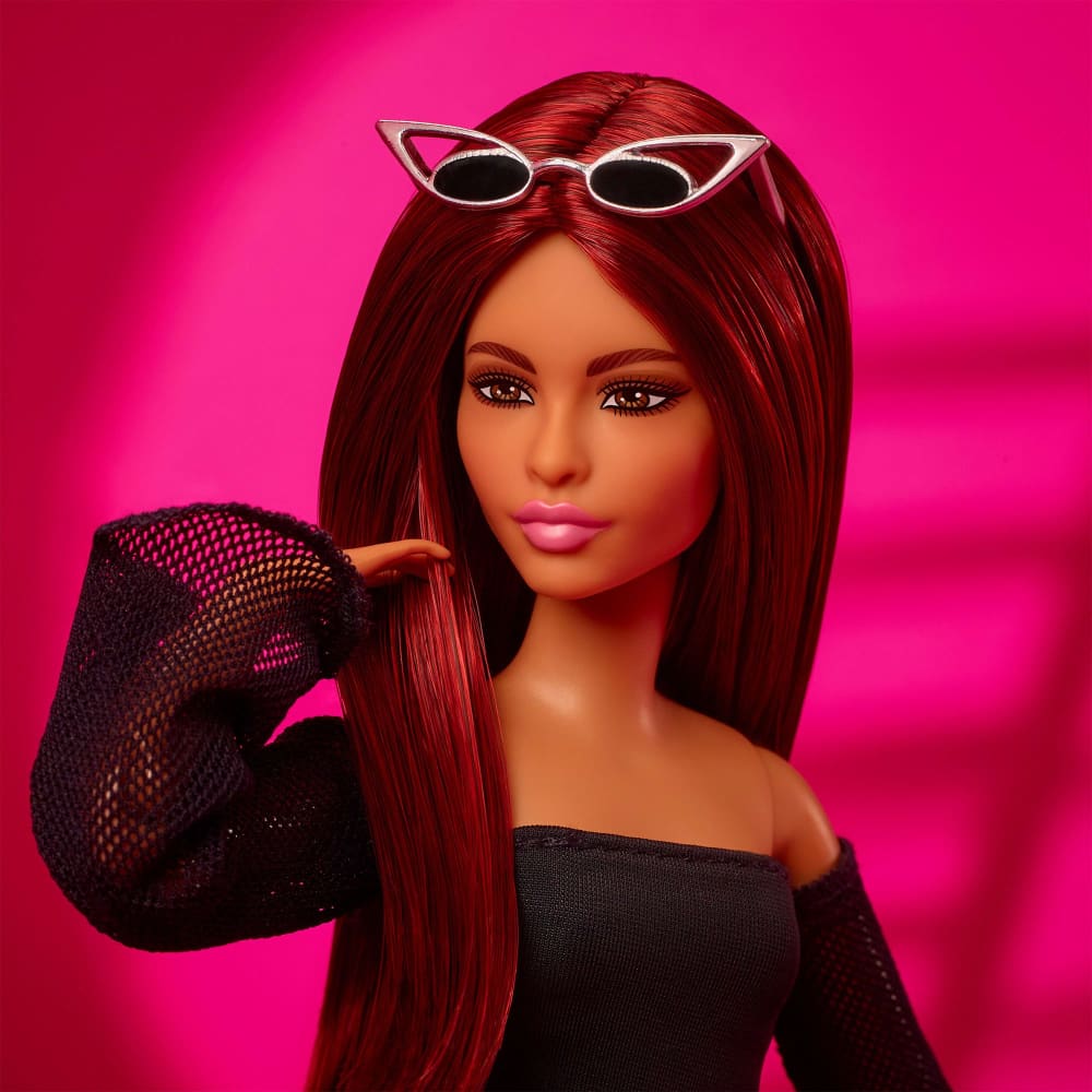 You Create Barbie Basics Doll Kit #1 | Mattel Creations