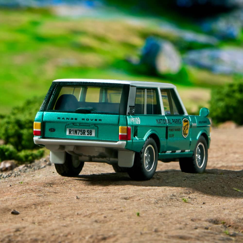Matchbox Collectors 1975 Range Rover | Mattel Creations