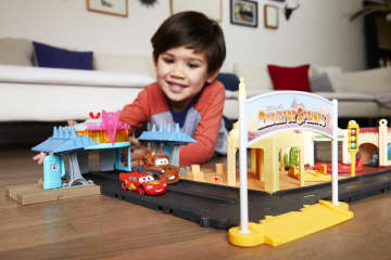 Disney Pixar Cars Radiator Springs Tour | Mattel